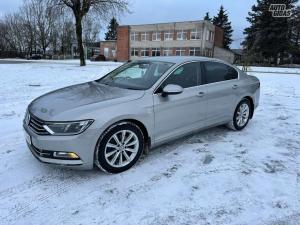 Grey Volkswagen Passat 2016 in Vilnius, with an engine capacity of 2.00 L and mileage of 177 thousand km for 4200 €, photo  on AUTOMOTO.COM.LV