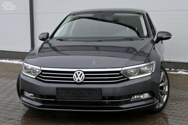 Grey Volkswagen Passat 2016 in Kretinga, with an engine capacity of 2.00 L and mileage of 280 thousand km for 11799 €, photo 2 on AUTOMOTO.COM.LV