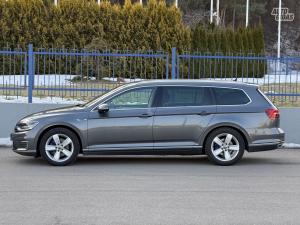 Grey Volkswagen Passat 2016 in Vilnius, with an engine capacity of 1.40 L and mileage of 122 thousand km for 14200 €, photo 2 on AUTOMOTO.COM.LV