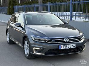 Grey Volkswagen Passat 2016 in Vilnius, with an engine capacity of 1.40 L and mileage of 122 thousand km for 14200 €, photo 7 on AUTOMOTO.COM.LV