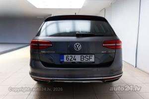 Grey Volkswagen Passat 2016 in Johvi, with an engine capacity of 2.00 L and mileage of 272 thousand km for 12000 €, photo 9 on AUTOMOTO.COM.LV