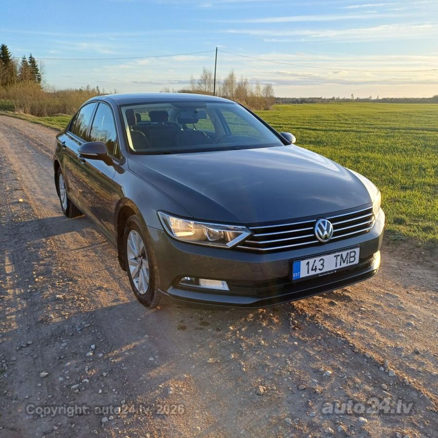 Grey Volkswagen Passat 2016 in Tallinn, with an engine capacity of 1.40 L and mileage of 138 thousand km for 10490 €, photo 5 on AUTOMOTO.COM.LV