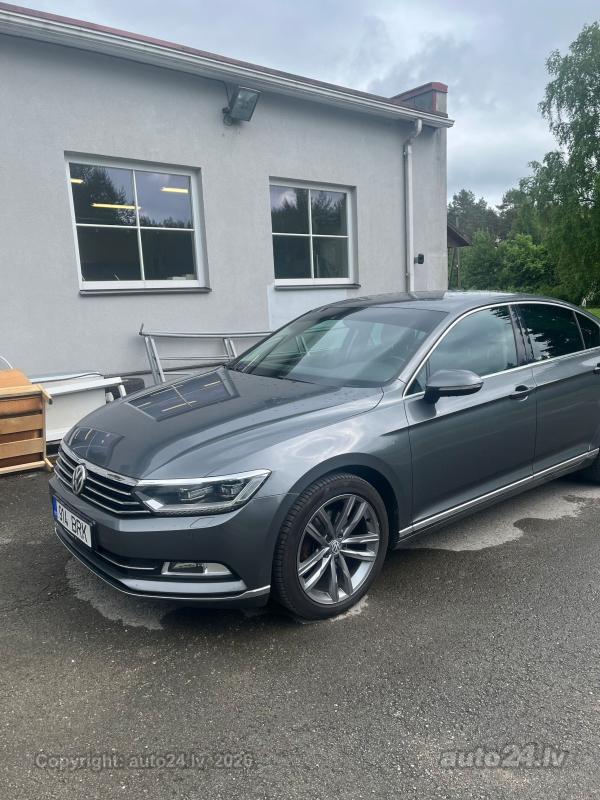 Grey Volkswagen Passat 2016 in Tallinn, with an engine capacity of 1.80 L and mileage of 182 thousand km for 14500 €, photo 3 on AUTOMOTO.COM.LV