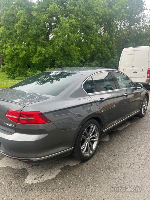 Grey Volkswagen Passat 2016 in Tallinn, with an engine capacity of 1.80 L and mileage of 182 thousand km for 14500 €, photo 5 on AUTOMOTO.COM.LV