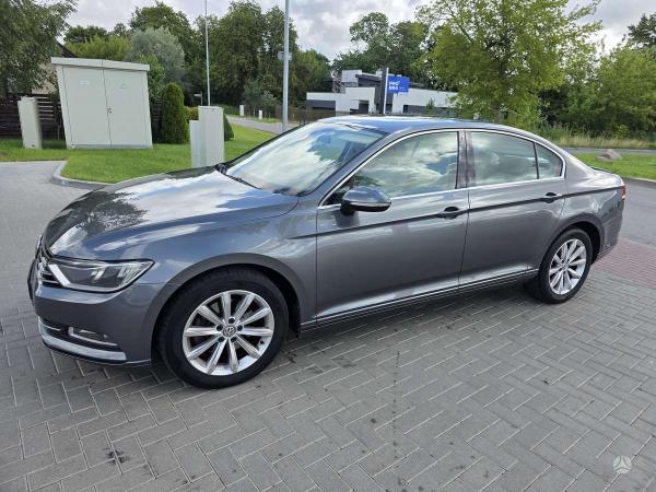 Pelēks Volkswagen Passat 2016 Panevēža, ar dzinēja tilpumu 1.60 L un nobraukumu 237 tūkst. km par 8199 €, foto 7 vietnē AUTOMOTO.COM.LV
