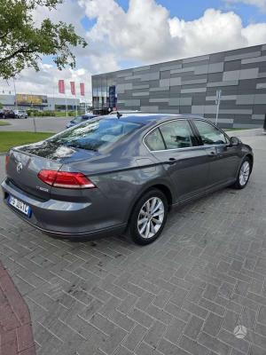 Grey Volkswagen Passat 2016 in Panevezys, with an engine capacity of 1.60 L and mileage of 237 thousand km for 8199 €, photo 10 on AUTOMOTO.COM.LV
