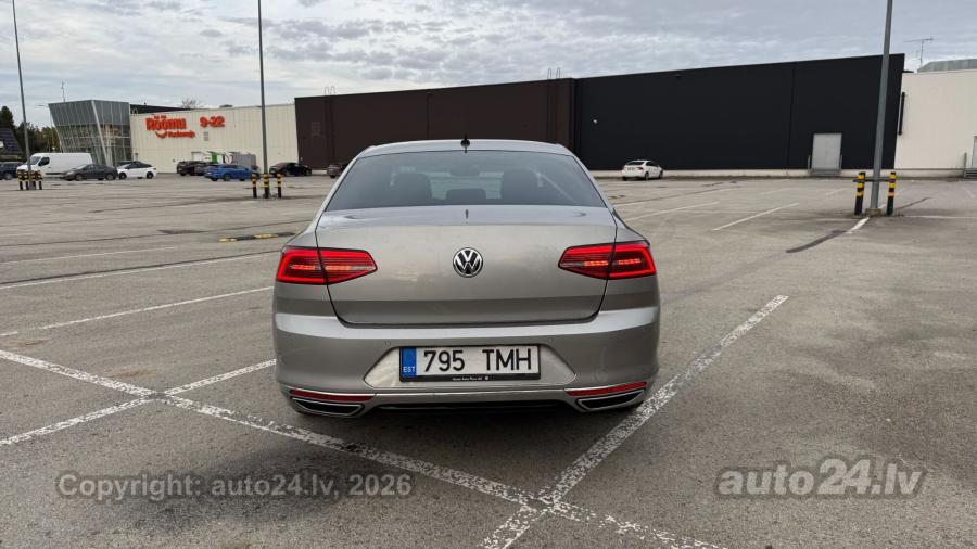 Pelēks Volkswagen Passat 2016 Tallina, ar dzinēja tilpumu 1.40 L un nobraukumu 167 tūkst. km par 14900 €, foto 4 vietnē AUTOMOTO.COM.LV