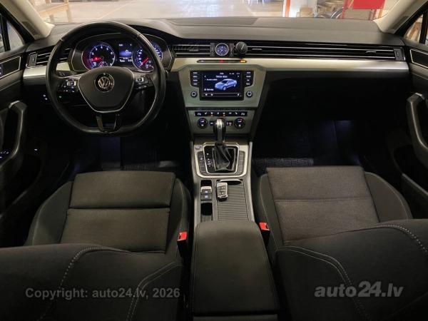 Volkswagen Passat 2016 in Voru on AUTOMOTO.COM.LV Grey Volkswagen Passat 2016 in Voru, with an engine capacity of 1.40 L and mileage of 203 thousand km for 8900 €, photo 7 on AUTOMOTO.COM.LV