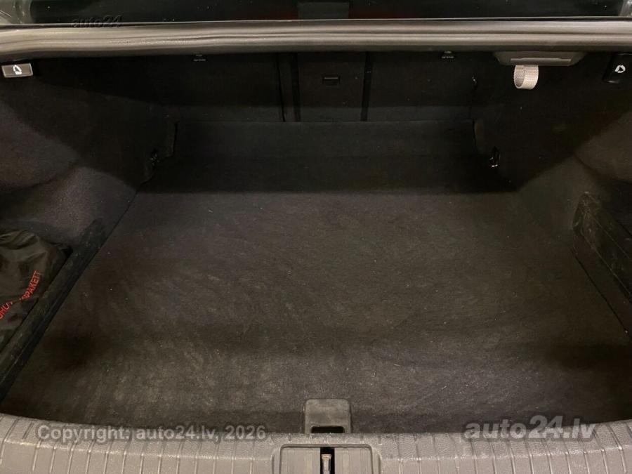Pelēks Volkswagen Passat 2016 Veru, ar dzinēja tilpumu 1.40 L un nobraukumu 203 tūkst. km par 8900 €, foto 9 vietnē AUTOMOTO.COM.LV