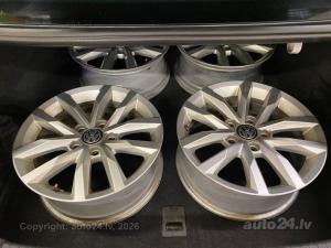 Pelēks Volkswagen Passat 2016 Veru, ar dzinēja tilpumu 1.40 L un nobraukumu 203 tūkst. km par 8900 €, foto 10 vietnē AUTOMOTO.COM.LV