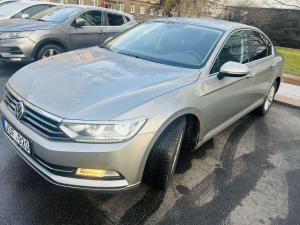 Grey Volkswagen Passat 2017 in Vilnius, with an engine capacity of 1.40 L and mileage of 162 thousand km for 11900 €, photo 2 on AUTOMOTO.COM.LV