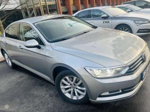 Grey Volkswagen Passat 2017 in Vilnius, with an engine capacity of 1.40 L and mileage of 162 thousand km for 11900 €, photo 3 on AUTOMOTO.COM.LV
