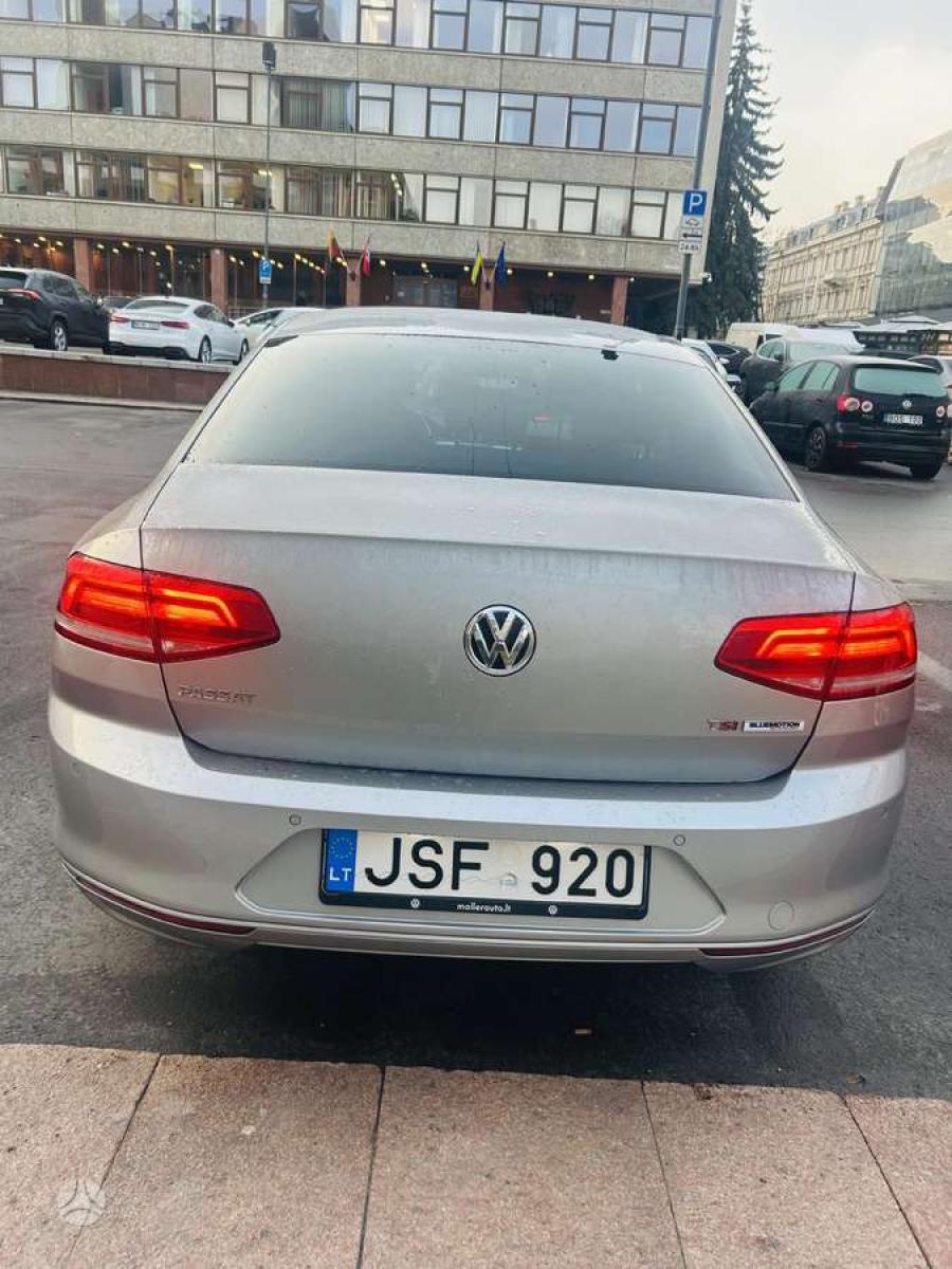 Grey Volkswagen Passat 2017 in Vilnius, with an engine capacity of 1.40 L and mileage of 162 thousand km for 11900 €, photo 6 on AUTOMOTO.COM.LV