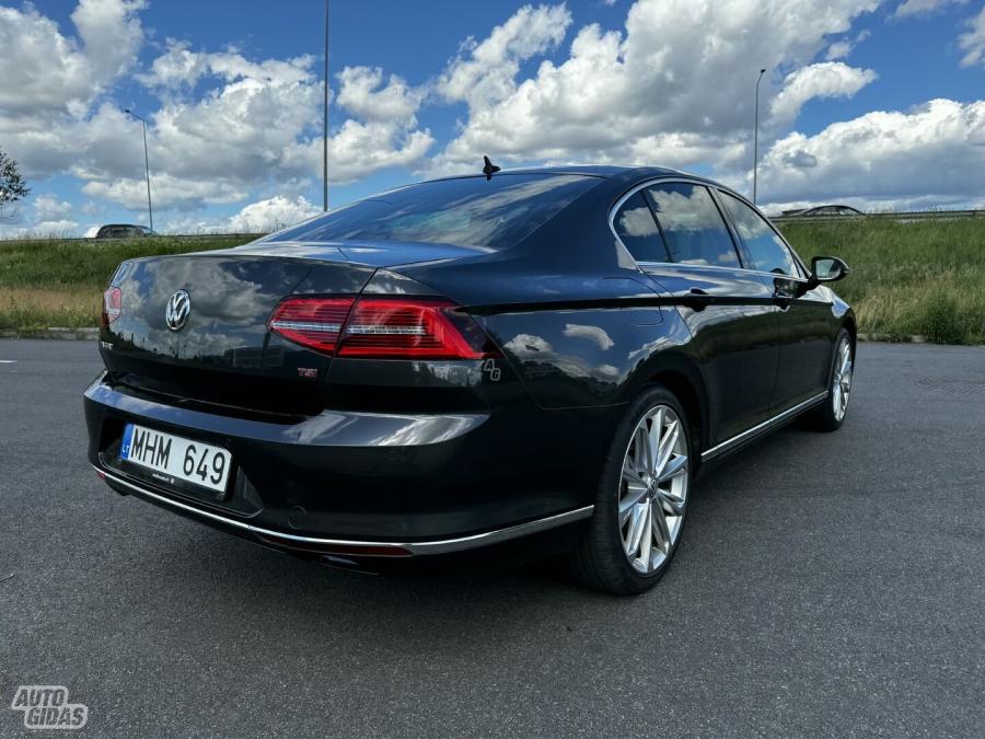 Pelēks Volkswagen Passat 2017 Viļņa, ar dzinēja tilpumu 1.80 L un nobraukumu 197 tūkst. km par 10500 €, foto 3 vietnē AUTOMOTO.COM.LV