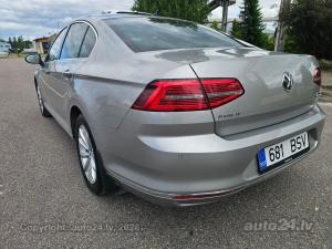 Grey Volkswagen Passat 2017 in Paide, with an engine capacity of 1.40 L and mileage of 117 thousand km for 17999 €, photo 5 on AUTOMOTO.COM.LV