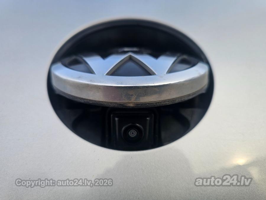 Grey Volkswagen Passat 2017 in Paide, with an engine capacity of 1.40 L and mileage of 117 thousand km for 17999 €, photo 23 on AUTOMOTO.COM.LV