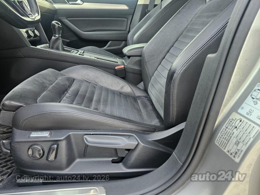 Grey Volkswagen Passat 2017 in Paide, with an engine capacity of 1.40 L and mileage of 117 thousand km for 17999 €, photo 27 on AUTOMOTO.COM.LV