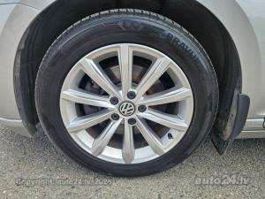Grey Volkswagen Passat 2017 in Paide, with an engine capacity of 1.40 L and mileage of 117 thousand km for 17999 €, photo 31 on AUTOMOTO.COM.LV