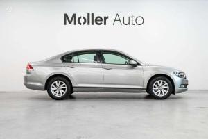 Pelēks Volkswagen Passat 2017 Viļņa, ar dzinēja tilpumu 1.40 L un nobraukumu 203 tūkst. km par 9600 €, foto 5 vietnē AUTOMOTO.COM.LV