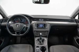 Pelēks Volkswagen Passat 2017 Viļņa, ar dzinēja tilpumu 1.40 L un nobraukumu 203 tūkst. km par 9600 €, foto 9 vietnē AUTOMOTO.COM.LV