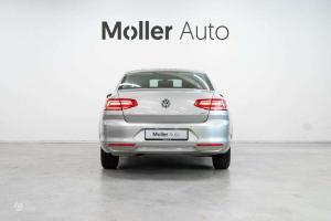 Pelēks Volkswagen Passat 2017 Viļņa, ar dzinēja tilpumu 1.40 L un nobraukumu 203 tūkst. km par 9600 €, foto 12 vietnē AUTOMOTO.COM.LV