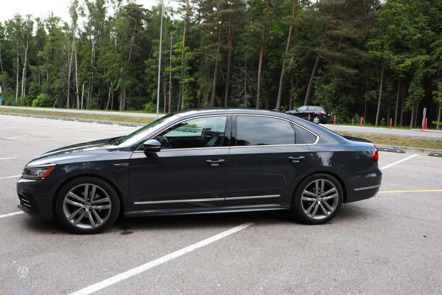 Pelēks Volkswagen Passat 2017 Klaipėda, ar dzinēja tilpumu 1.80 L un nobraukumu 217 tūkst. km par 9000 €, foto 17 vietnē AUTOMOTO.COM.LV