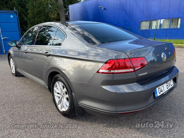 Grey Volkswagen Passat 2017 in Paide, with an engine capacity of 1.40 L and mileage of 252 thousand km for 7990 €, photo 4 on AUTOMOTO.COM.LV