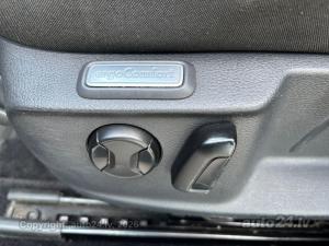 Grey Volkswagen Passat 2017 in Paide, with an engine capacity of 1.40 L and mileage of 252 thousand km for 7990 €, photo 21 on AUTOMOTO.COM.LV