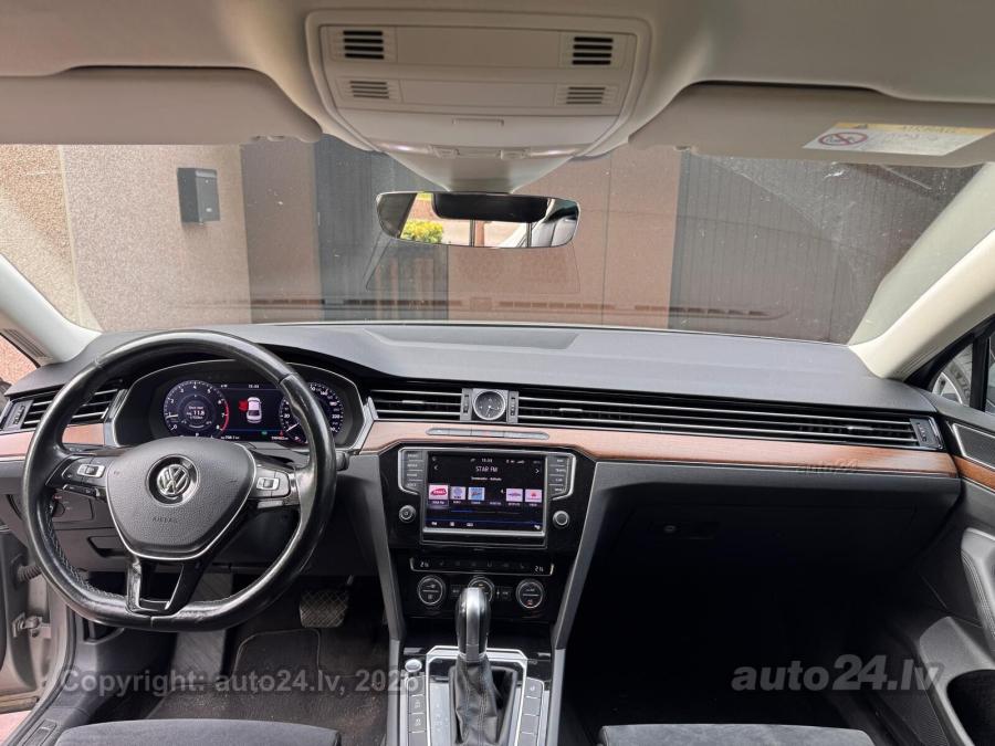 Grey Volkswagen Passat 2017 in Rakvere, with an engine capacity of 1.80 L and mileage of 190 thousand km for 16500 €, photo 11 on AUTOMOTO.COM.LV