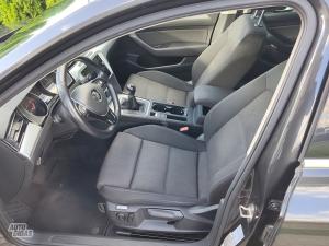Pelēks Volkswagen Passat 2017 Klaipėda, ar dzinēja tilpumu 1.60 L un nobraukumu 277 tūkst. km par 9500 €, foto 23 vietnē AUTOMOTO.COM.LV