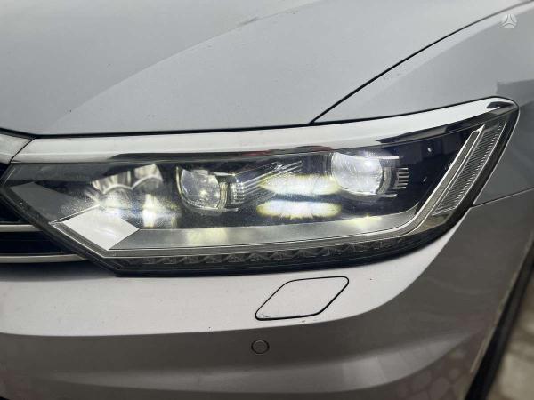 Pelēks Volkswagen Passat 2018 Kauņa, ar dzinēja tilpumu 1.40 L un nobraukumu 249 tūkst. km par 9200 €, foto 8 vietnē AUTOMOTO.COM.LV