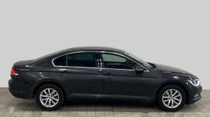 Grey Volkswagen Passat 2018 in Kaunas, with an engine capacity of 1.40 L and mileage of 120 thousand km for 14200 €, photo 3 on AUTOMOTO.COM.LV