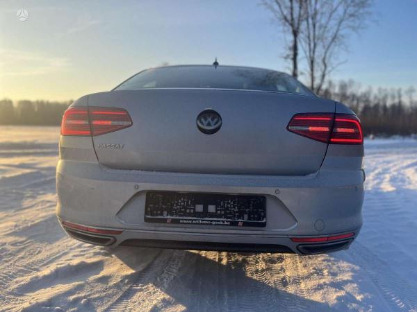 Grey Volkswagen Passat 2018 in Kaunas, with an engine capacity of 1.40 L and mileage of 188 thousand km for 8900 €, photo 6 on AUTOMOTO.COM.LV