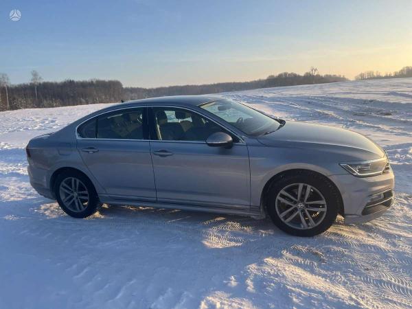Grey Volkswagen Passat 2018 in Kaunas, with an engine capacity of 1.40 L and mileage of 188 thousand km for 8900 €, photo 10 on AUTOMOTO.COM.LV
