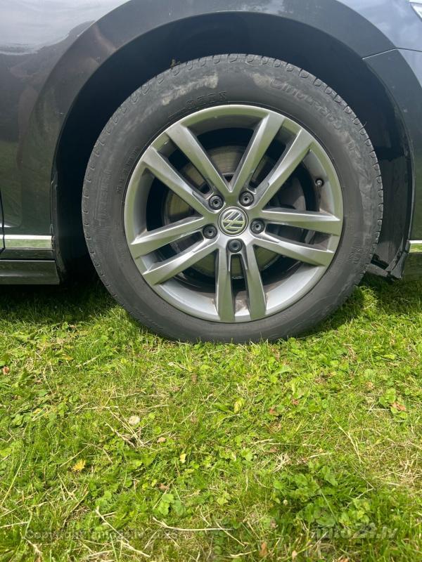 Grey Volkswagen Passat 2018 in Tallinn, with an engine capacity of 2.00 L and mileage of 107 thousand km for 18500 €, photo 8 on AUTOMOTO.COM.LV