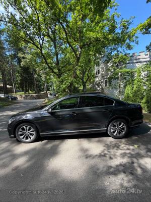 Pelēks Volkswagen Passat 2018 Tallina, ar dzinēja tilpumu 1.40 L un nobraukumu 53 tūkst. km par 17777 €, foto  vietnē AUTOMOTO.COM.LV