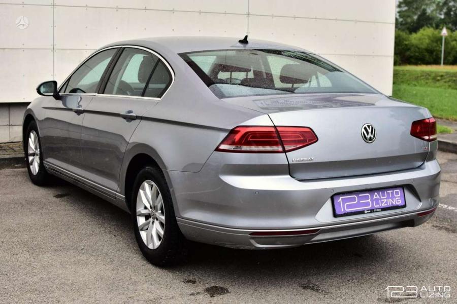 Pelēks Volkswagen Passat 2018 Kretinga, ar dzinēja tilpumu 1.60 L un nobraukumu 284 tūkst. km par 9999 €, foto 8 vietnē AUTOMOTO.COM.LV