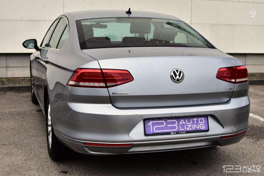 Pelēks Volkswagen Passat 2018 Kretinga, ar dzinēja tilpumu 1.60 L un nobraukumu 284 tūkst. km par 9999 €, foto 9 vietnē AUTOMOTO.COM.LV