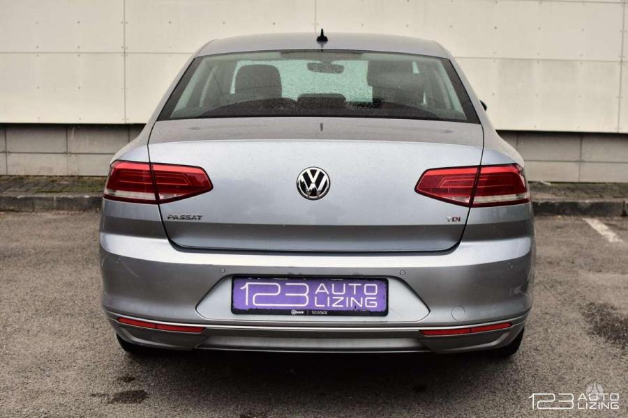 Pelēks Volkswagen Passat 2018 Kretinga, ar dzinēja tilpumu 1.60 L un nobraukumu 284 tūkst. km par 9999 €, foto 10 vietnē AUTOMOTO.COM.LV