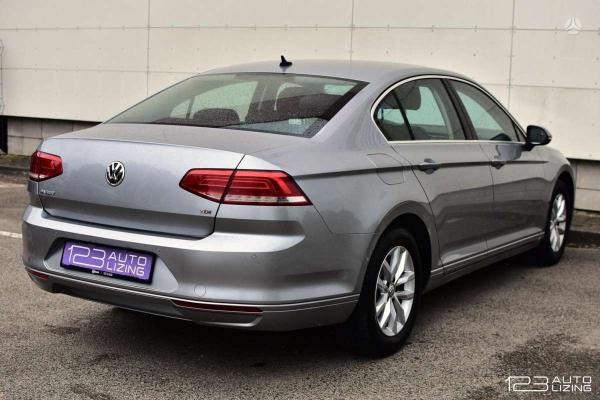Pelēks Volkswagen Passat 2018 Kretinga, ar dzinēja tilpumu 1.60 L un nobraukumu 284 tūkst. km par 9999 €, foto 10 vietnē AUTOMOTO.COM.LV