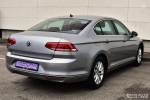 Pelēks Volkswagen Passat 2018 Kretinga, ar dzinēja tilpumu 1.60 L un nobraukumu 284 tūkst. km par 9999 €, foto 11 vietnē AUTOMOTO.COM.LV