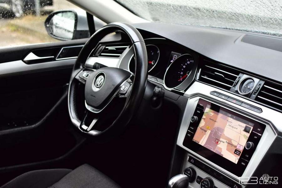 Pelēks Volkswagen Passat 2018 Kretinga, ar dzinēja tilpumu 1.60 L un nobraukumu 284 tūkst. km par 9999 €, foto 27 vietnē AUTOMOTO.COM.LV