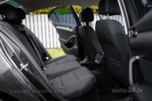 Pelēks Volkswagen Passat 2018 Tallina, ar dzinēja tilpumu 1.50 L un nobraukumu 160 tūkst. km par 12900 €, foto 17 vietnē AUTOMOTO.COM.LV