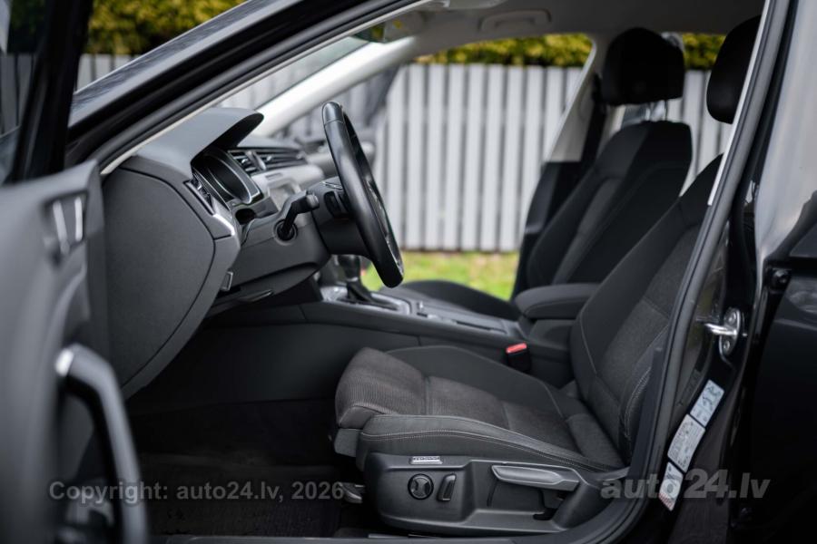 Pelēks Volkswagen Passat 2018 Tallina, ar dzinēja tilpumu 1.50 L un nobraukumu 160 tūkst. km par 12900 €, foto 28 vietnē AUTOMOTO.COM.LV