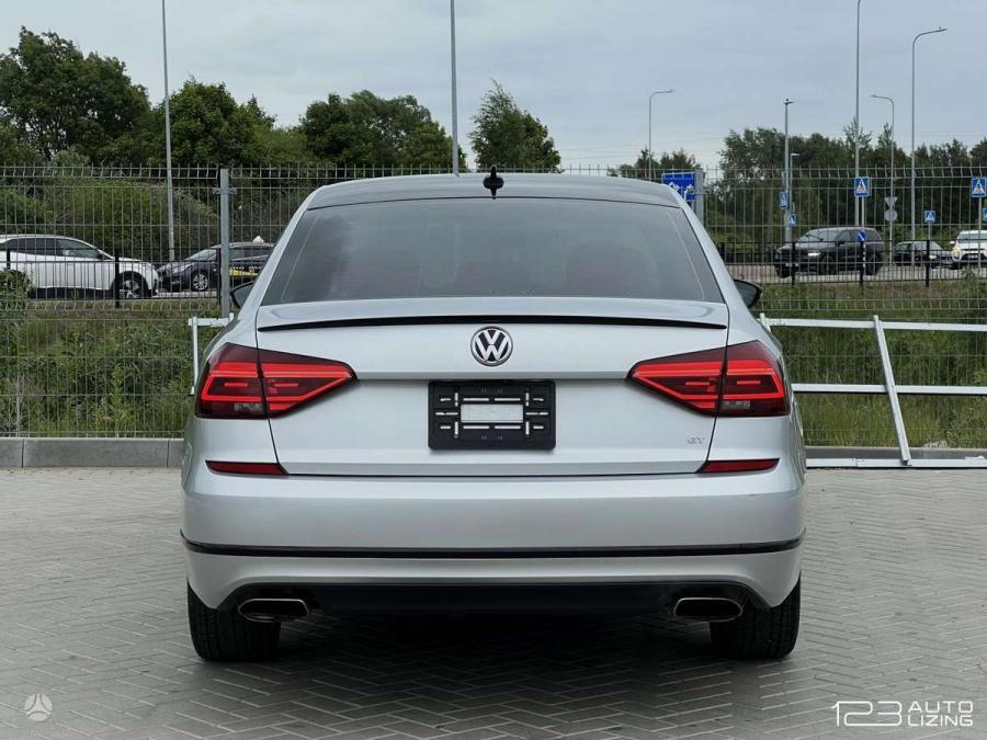 Pelēks Volkswagen Passat 2018 Tauragė, ar dzinēja tilpumu 3.60 L un nobraukumu 167 tūkst. km par 11700 €, foto 11 vietnē AUTOMOTO.COM.LV