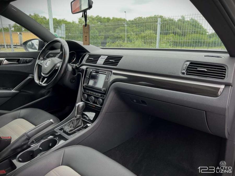 Pelēks Volkswagen Passat 2018 Tauragė, ar dzinēja tilpumu 3.60 L un nobraukumu 167 tūkst. km par 11700 €, foto 14 vietnē AUTOMOTO.COM.LV