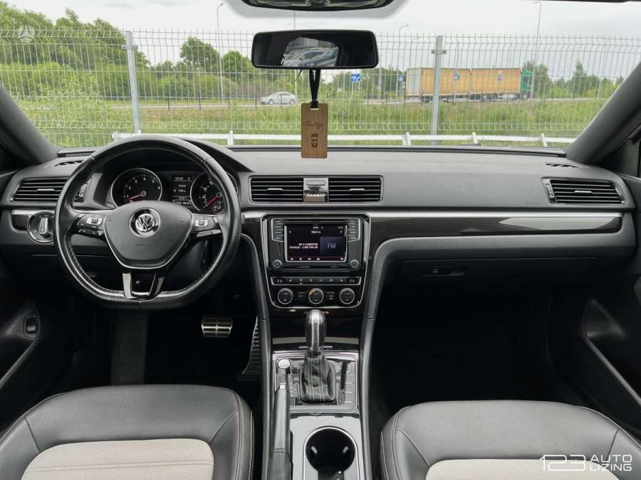 Pelēks Volkswagen Passat 2018 Tauragė, ar dzinēja tilpumu 3.60 L un nobraukumu 167 tūkst. km par 11700 €, foto 15 vietnē AUTOMOTO.COM.LV