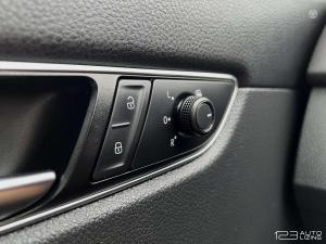 Pelēks Volkswagen Passat 2018 Tauragė, ar dzinēja tilpumu 3.60 L un nobraukumu 167 tūkst. km par 11700 €, foto 24 vietnē AUTOMOTO.COM.LV