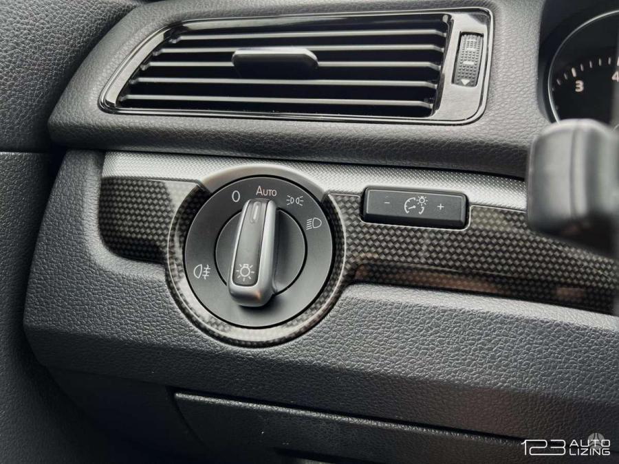 Pelēks Volkswagen Passat 2018 Tauragė, ar dzinēja tilpumu 3.60 L un nobraukumu 167 tūkst. km par 11700 €, foto 25 vietnē AUTOMOTO.COM.LV