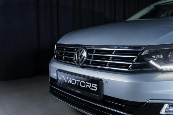 Volkswagen Passat 2018 Viļņa vietnē Pelēks Volkswagen Passat 2018 Viļņa, ar dzinēja tilpumu 1.80 L un nobraukumu 149 tūkst. km par 15999 €, foto 10 vietnē AUTOMOTO.COM.LV